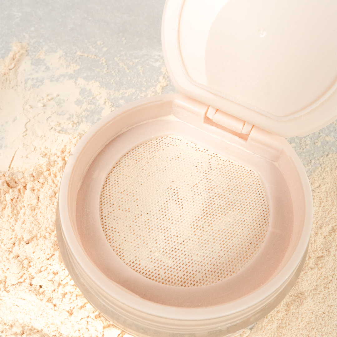 Adquiere nuestro polvo suelto traslucido Soft Powder Mini